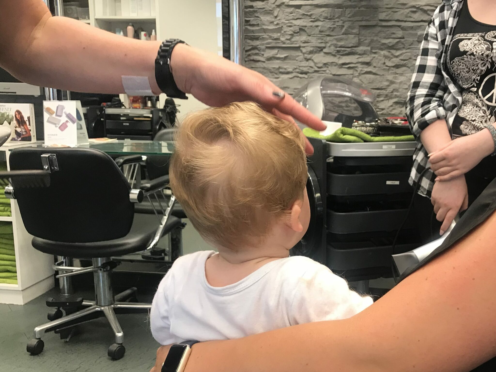 Erstaunlich Kindern Haare Schneiden Bilder